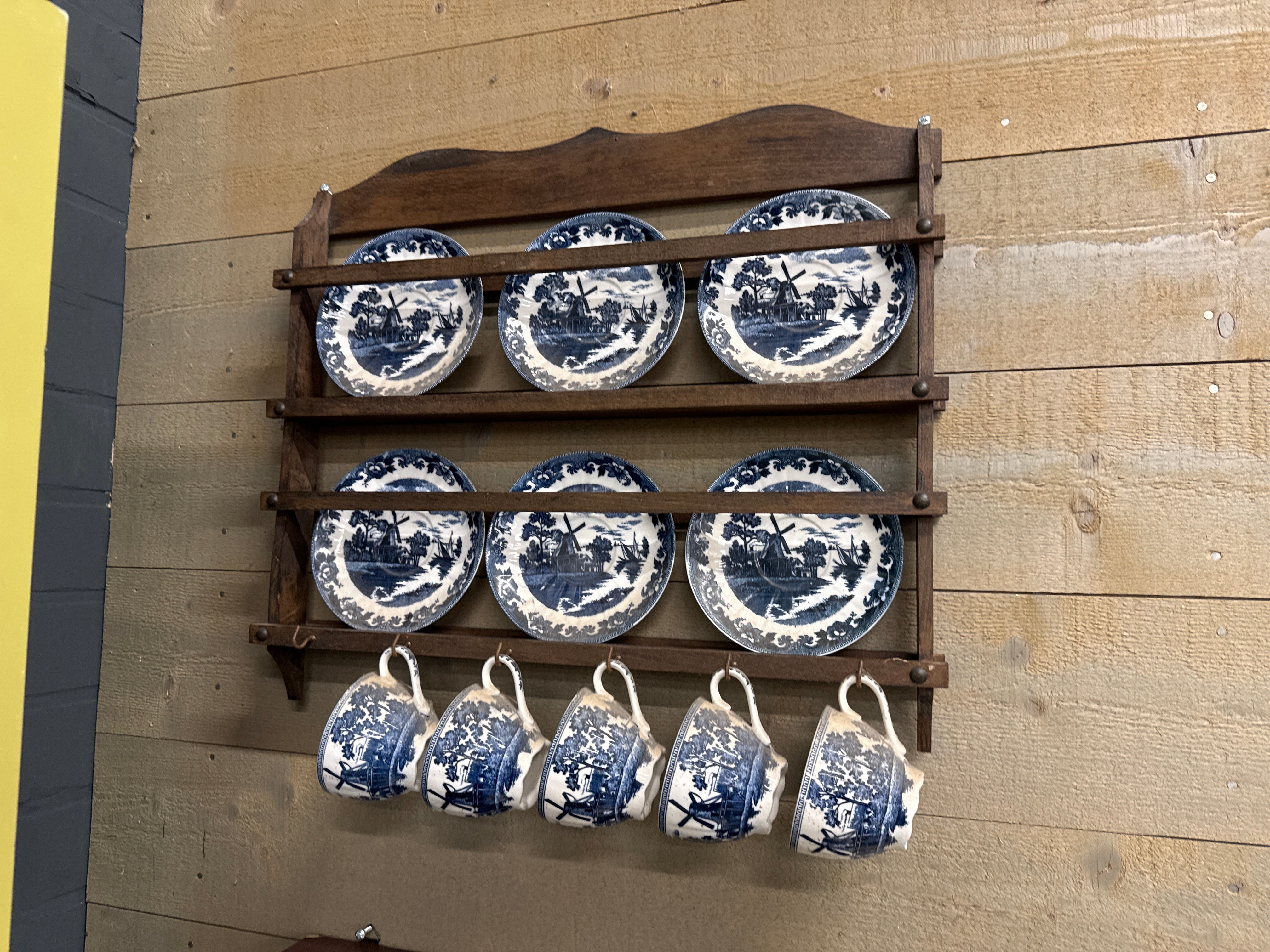 Serviesrekje incl. Servies – Glunder